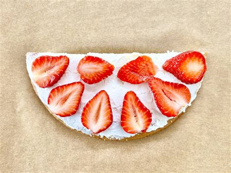 10分で作れるイチゴスペシャルのショートケーキがtwitterで約8万いいね。即席とは思えないほどパーフェクトな味 Macaroni