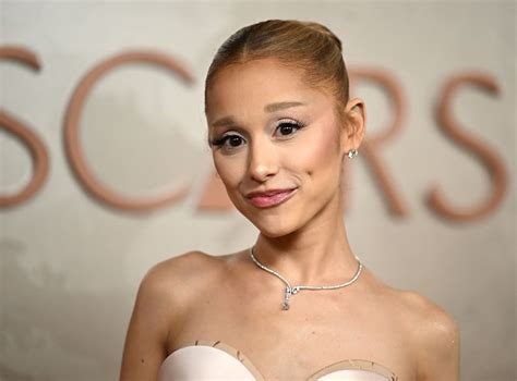 Ariana Grande Shares Tracklist For Eternal Sunshine Deluxe Edition