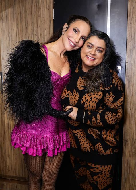 Ivete Sangalo arrasta multidão e recebe Preta Gil em show na Micareta São Paulo Curtindo