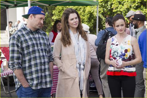 Photo Gilmore Girls Year In The Life New Stills 04 Photo 3870327