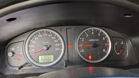 Победа над датчиком Airbag — Nissan Almera II (N16), 1,5 л, 2006 года ...