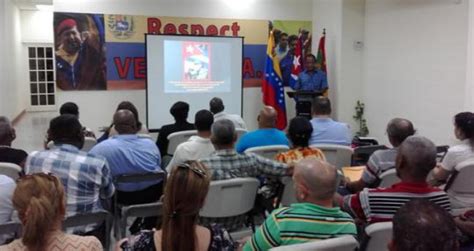 Cubanos Y Granadinos Rinden Tributo Al Comandante En Jefe Fidel Castro