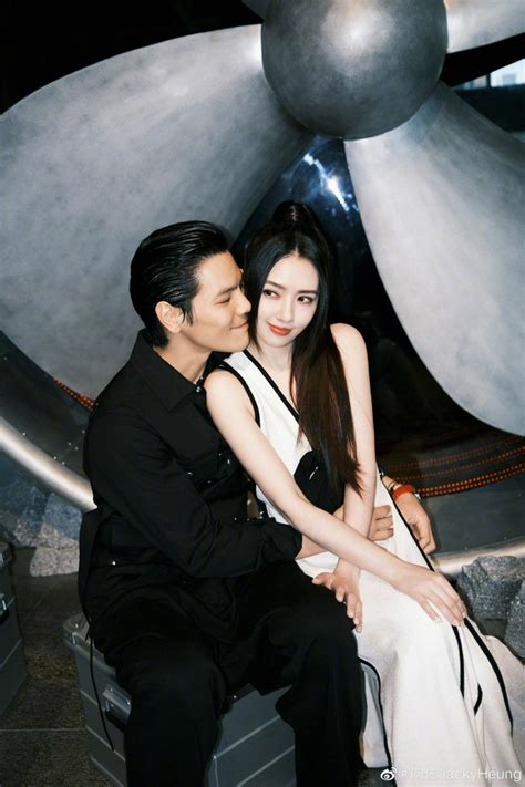 齁甜向佐发与郭碧婷写真 深情表白感觉老婆生完更美 新浪图片
