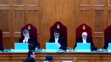 No Right For Queer Couples To Jointly Adopt Sc In Same Sex Marriage