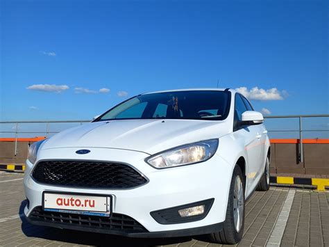 Купить б/у Ford Focus III Рестайлинг 1.6 AMT (105 л.с.) бензин робот в ...