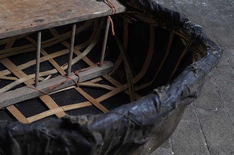 Lot 401 A Willow Framed Coracle