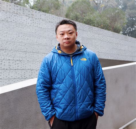 雷宇雷宇铮横山区雷宇事大山谷图库