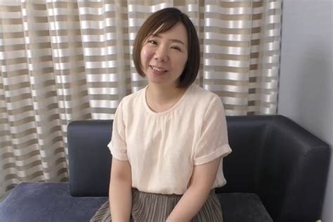 人妻斬りぱっくりオマンコ無修正407枚