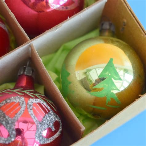 Vintage 1950s Glass Christmas Baubles Glitter Scenes Pineapple Retro