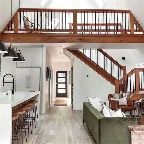 Stylish Triangle Cabin In Dark And White ~