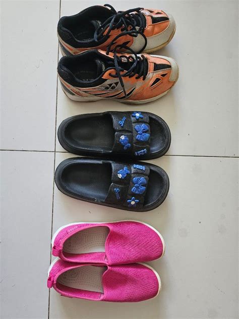Crocs, Yonex, Men's Fashion, Footwear, Casual shoes on Carousell