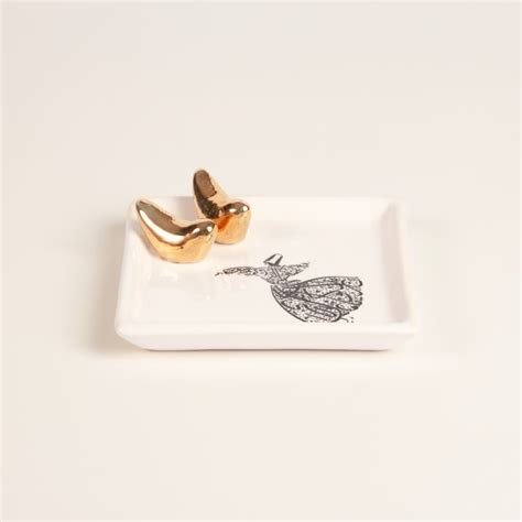 Experience Natures Elegance With Mina Birds Serveware Set