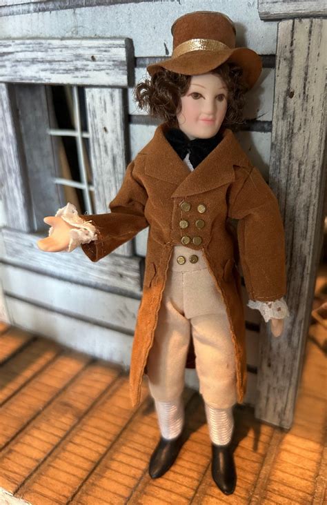 Country Primitive Victorian Genuine Porcelain Man Dollhouse Doll 112