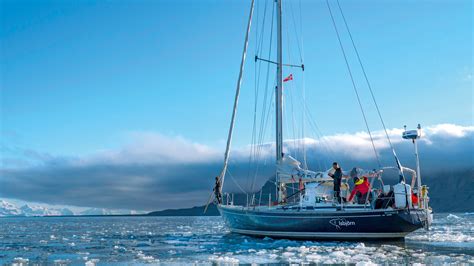 A Complete Guide To High Latitude Sailing And Avoiding Icebergs