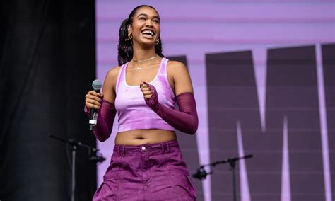 Amber Mark Shares New ‘softly Remix With Popcaan Udiscover