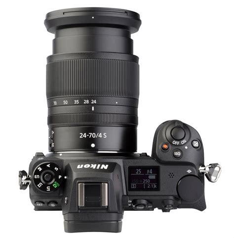 Test: Nikon Z 6 II + Z 24-70 1:4 S | Stiftung Warentest