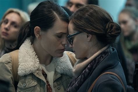 ‘the Handmaids Tale Showrunner Reveals How They Snagged Marisa Tomei