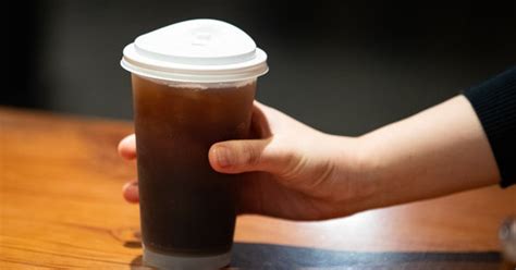 한파에도 뜨거운 ‘얼죽아 인기…10명 중 7명은 “아이스아메리카노”