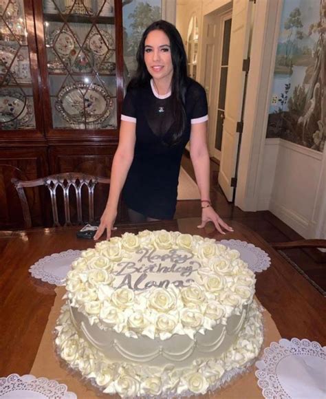 بالصور من هي الكويتية نور الفلاح عشيقة آل باتشينو ووالدة ابنه المنتظر؟