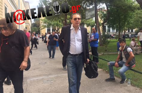 ΡΑΓΔΑΙΕΣ ΕΞΕΛΙΞΕΙΣ Ο ΣΤΕΦΑΝΟΣ ΧΙΟΣ στα ΔΙΚΑΣΤΗΡΙΑ ΚΟΥΝΑΓΕ το ΚΕΦΑΛΙ