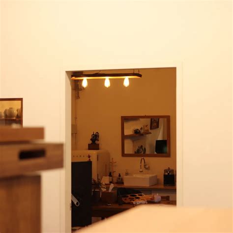 바론공방 가구공방목공교육 체리나무 뷰로 짜맞춤으로 제작한 체리나무 뷰로입니다 나무를 만지는 일상의 행복 바론공방 Wood Working Class