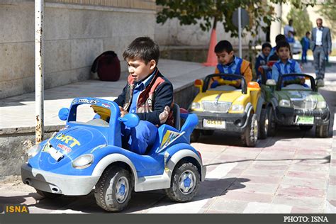 ایسنا آموزش مقررات راهنمایی و رانندگی به کودکان در قمعکاس هانی احمدزاده
