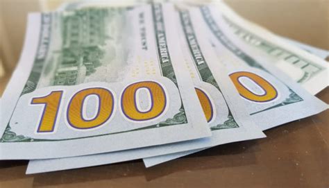 El dólar blue subió veinte pesos en La Plata Info Blanco Sobre Negro