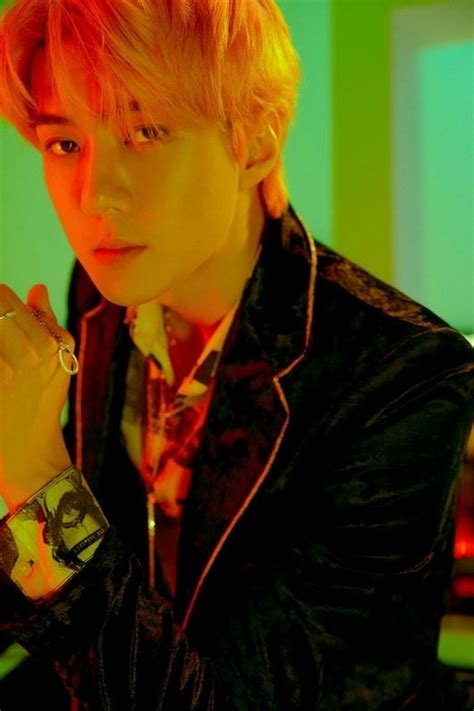Exo Sc セフン、1stフルアルバム「10億ビュー」予告イメージを公開シックな眼差しとあふれるカリスマ性 Kstyle
