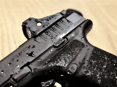 Shield Rmsw Review Waterproofing Your Hellcat The Armory Life