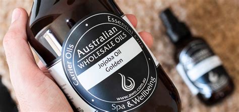 Jojoba Oil For Hair Benefits And Uses For Smoother Stronger Hair Awo