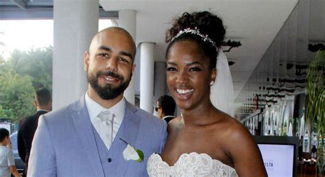 Iza anuncia fim do casamento Sérgio Santos