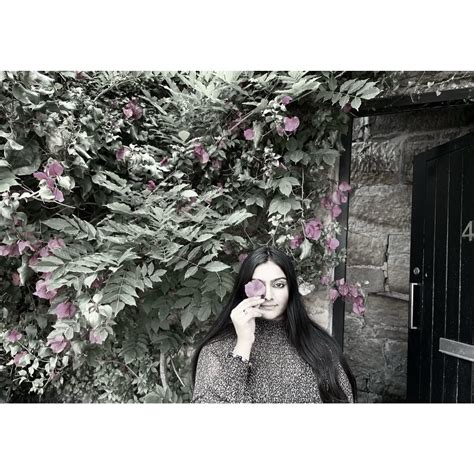 Sami Queensamikay • Instagram Photos And Videos