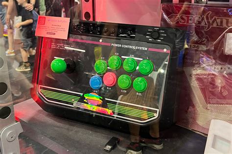 Retro Bit、セガサターンをテーマにしたファイティングスティックを開発中 レトロゲームで遊ぼう！