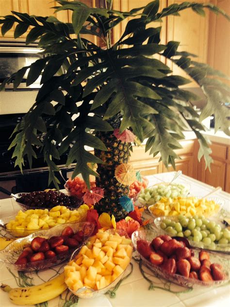 Fruit Tray With Pineapple Tree At Nichelle Hock Blog