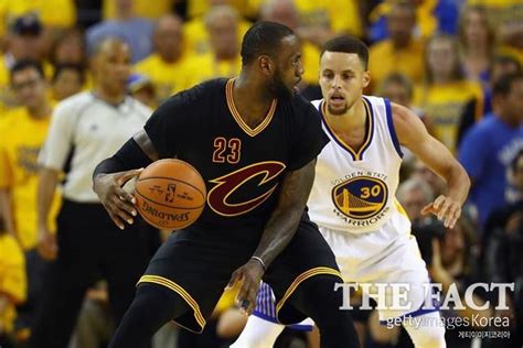 Nba 클리블랜드 골든스테이트 크리스마스 슈퍼 빅뱅 르브론 Vs 커리 스포츠종합 기사 더팩트