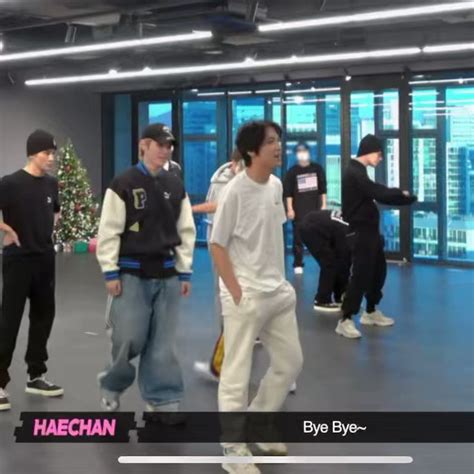 N ꕤ On Twitter Rt Nyamdhh เปนคนอื่นโดนตีตูดคือหนีละ แต่นี่เปนแห้ด