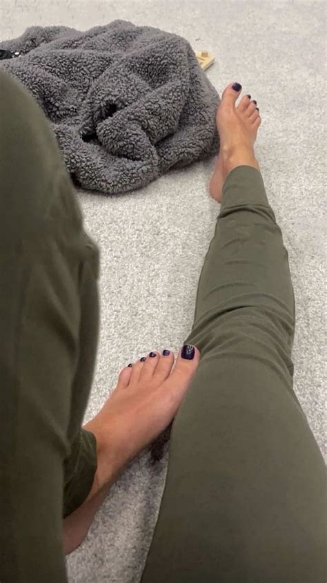 Brittney Smiths Feet