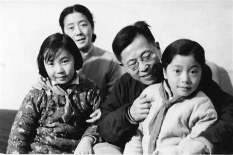 专访曹禺女儿万方：看了爸妈的情书，才知道爱情的绚烂 知乎