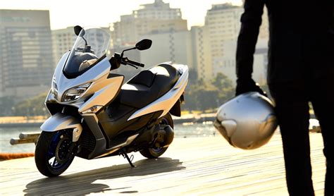 Suzuki BURGMAN 400