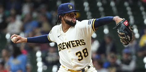 Brewers Closer Devin Williams Has Stress Fractures In His Back