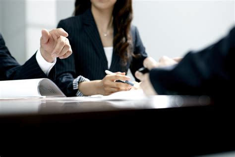 女性が「管理職になりたくない理由」3位は「自分にできる自信がない」、2位は「残業時間が増えそう」、1位は？22 All About ニュース