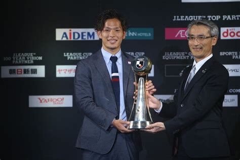 Mvpは横浜の岩田智輝！ Dfの選出は16 年ぶり4人目の快挙、チームの3年ぶり5度目のリーグ制覇に貢献！ サッカーダイジェストweb
