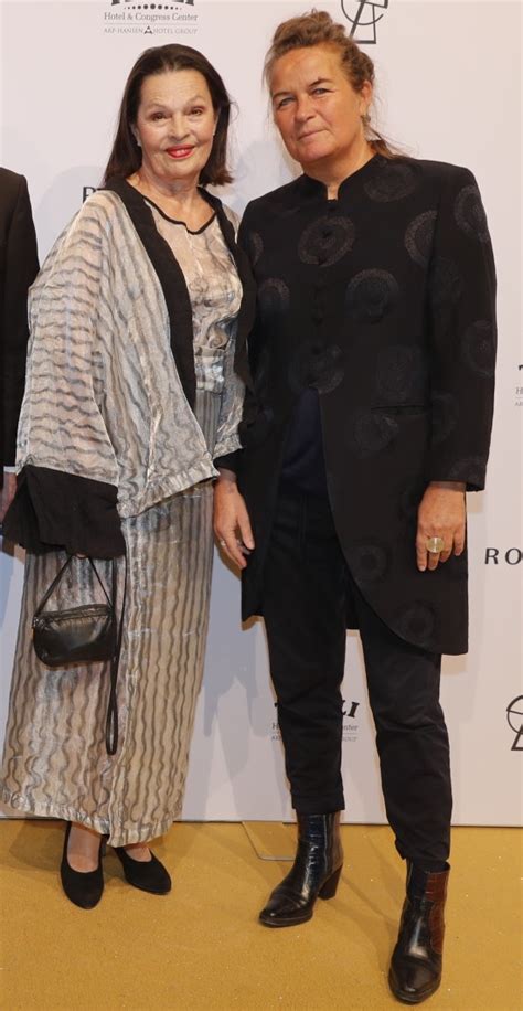 Se Billederne Jørgen Leth Var Omgivet Af Familien På Stor Aften Billed Bladet