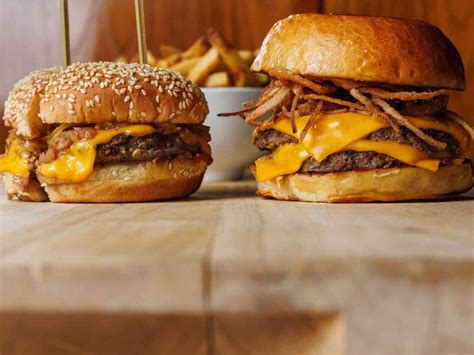 Bash Burger Best Burgers In Midtown Nyc Bash Burger Best Burgers In Midtown Nyc