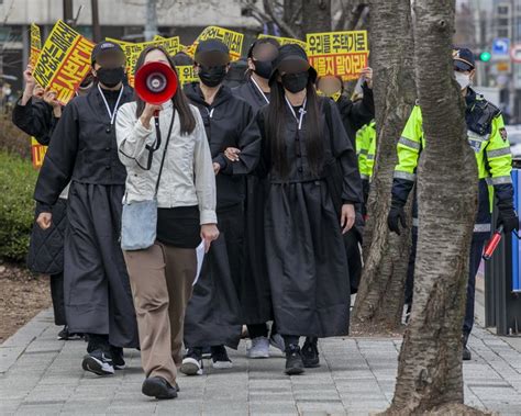 파주 집창촌 철거 시위 유머움짤이슈 에펨코리아