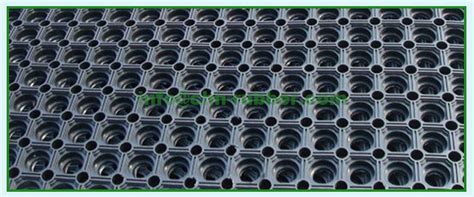 Small Rubber Mat With Holes 15mm Rubber Hollow Mat Manufacturer