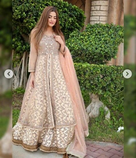 Pin By Mantasha On Pakistani Party Wear Dresses Pakistani Party Wear