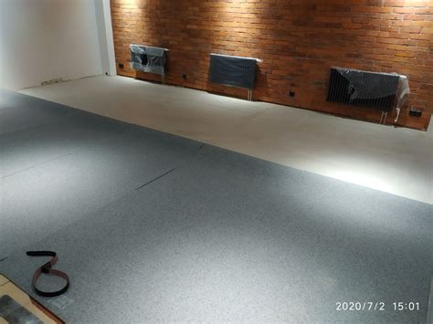 Фотоотчёт укладки резинового покрытия в частный дом - Истра, деревня ...