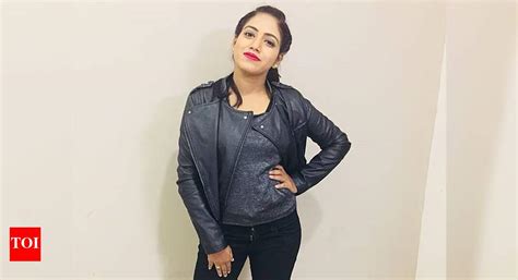 Watch Dance Kerala Dances Preetha Suresh Leaves Fans Awed With Her Dance Moves Times Of India