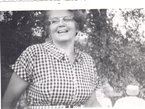 Edith Mae Walls Nowell 1900 1980 Find A Grave Memorial